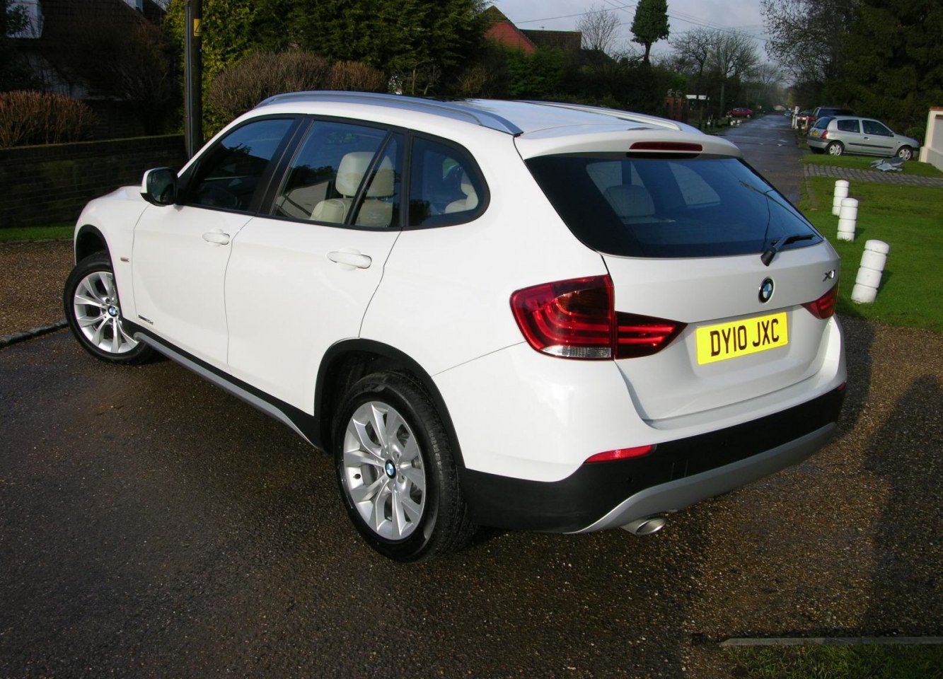 BMW X1 technical specifications and fuel economy